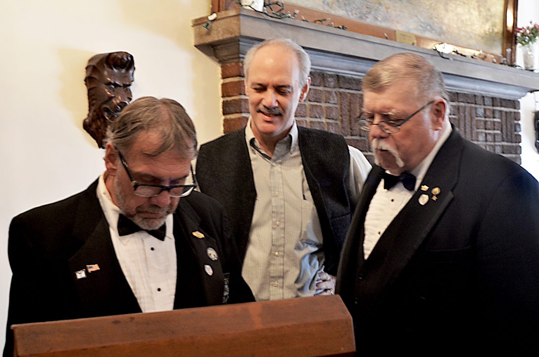 Officials mark Masonic Temple sales option to community with signing ...